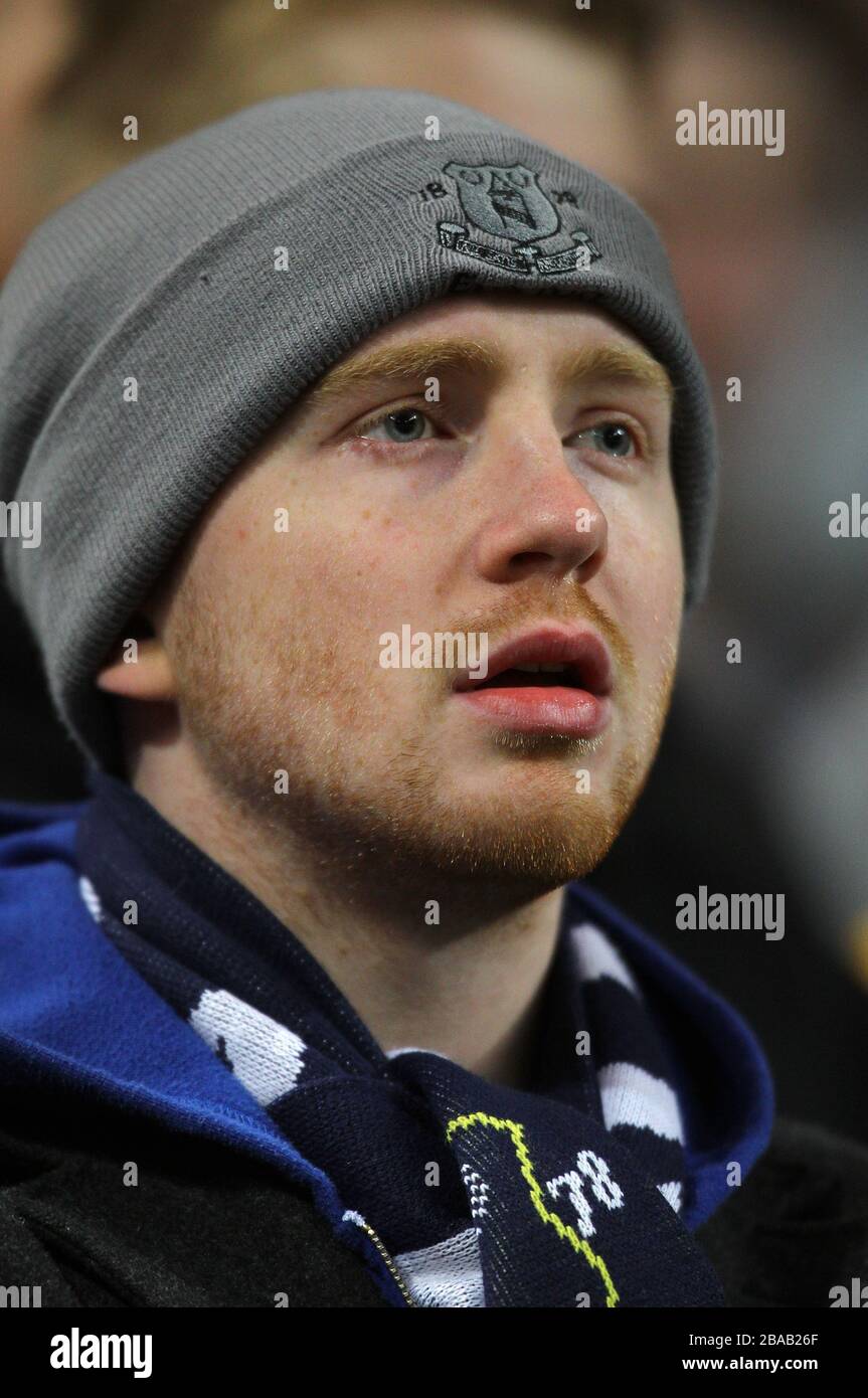 Fan looks hi-res stock photography and images - Alamy