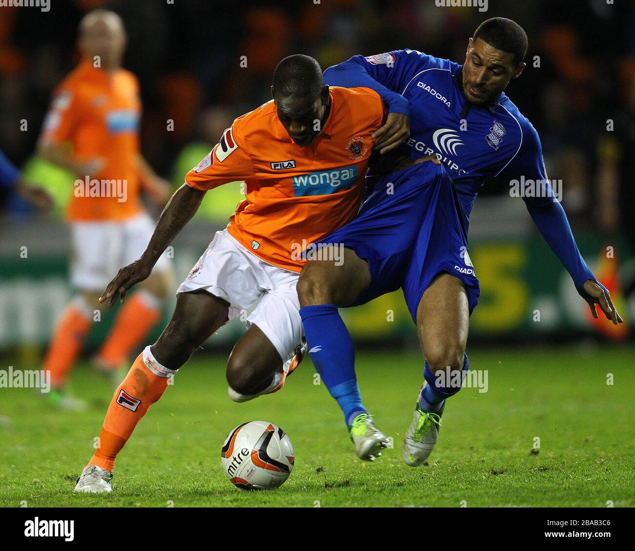 Blackpool's Isaiah Osbourne and Birmingham's Hayden Mullins Stock Photo ...