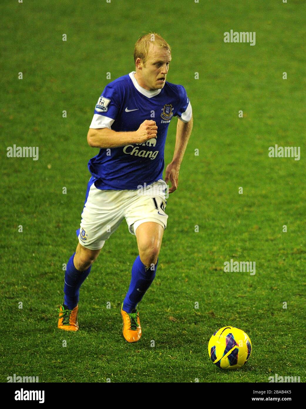 Naismith with ball hi-res stock photography and images - Alamy