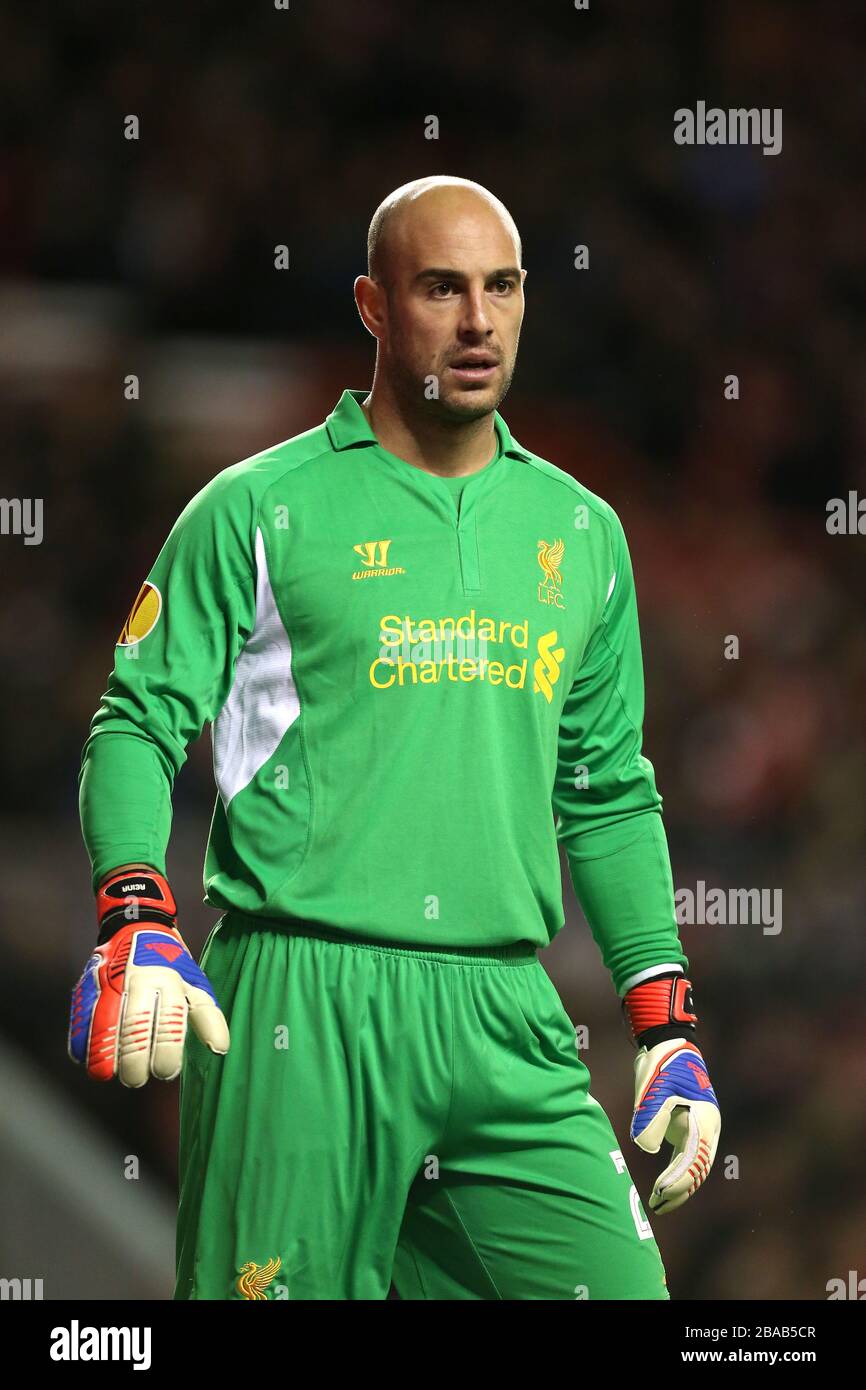 Liverpool Goalkeeper High Resolution Stock Photography and Images - Alamy