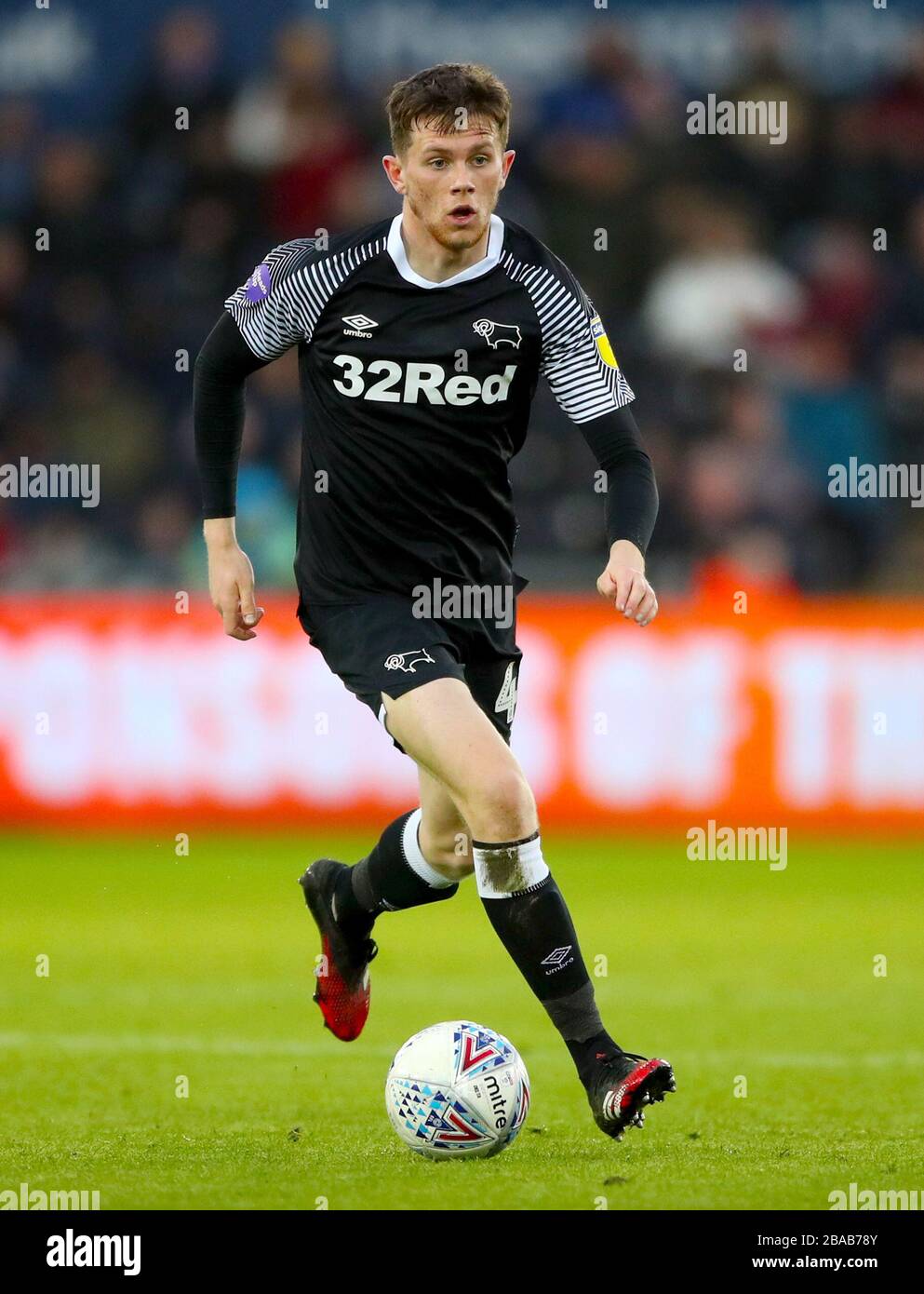 Football full length bird hi-res stock photography and images - Alamy