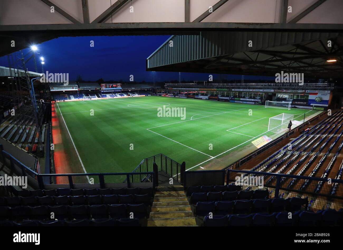Game road hi-res stock photography and images - Alamy