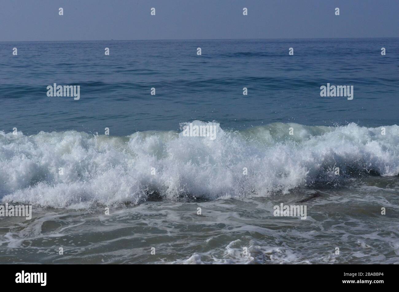 Laguna Nigel Pearl Beach Waves Ocean Beaches Surfside Stock Photo - Alamy