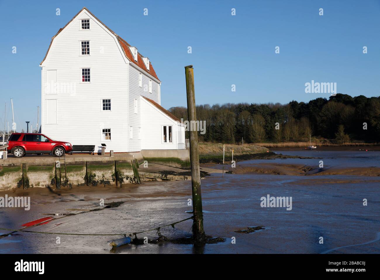 Woodbridge Tide Mill, Tide Mill Quay, River Deben, Woodbridge, Suffolk ...