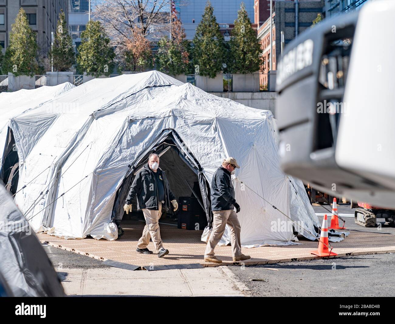 Death of construction workers hi-res stock photography and images - Alamy