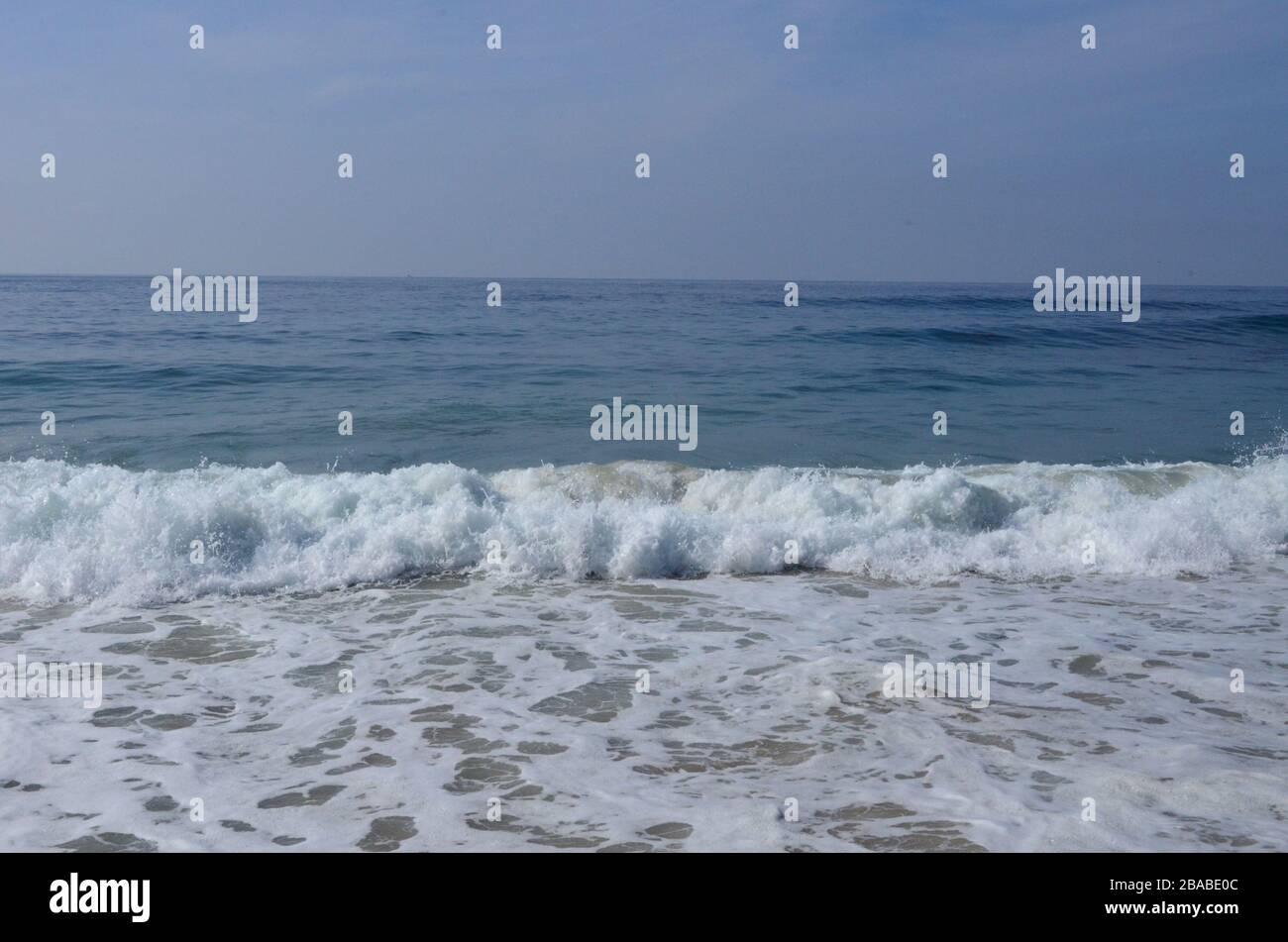 Laguna Nigel Pearl Beach Waves Ocean Beaches Surfside Stock Photo - Alamy