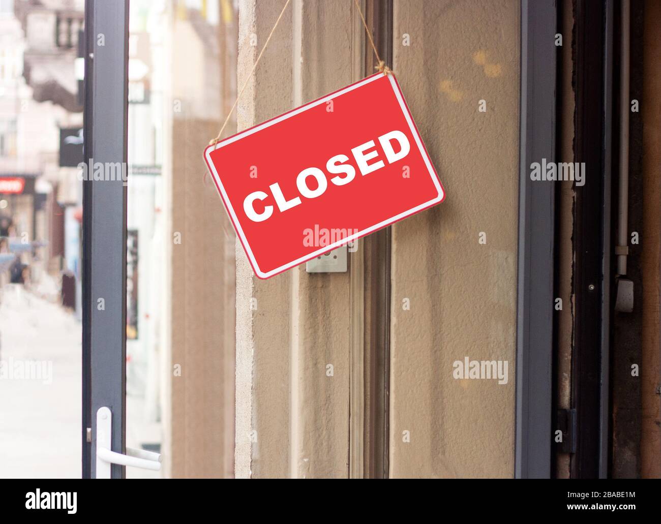 Open closed signboard hi-res stock photography and images - Alamy