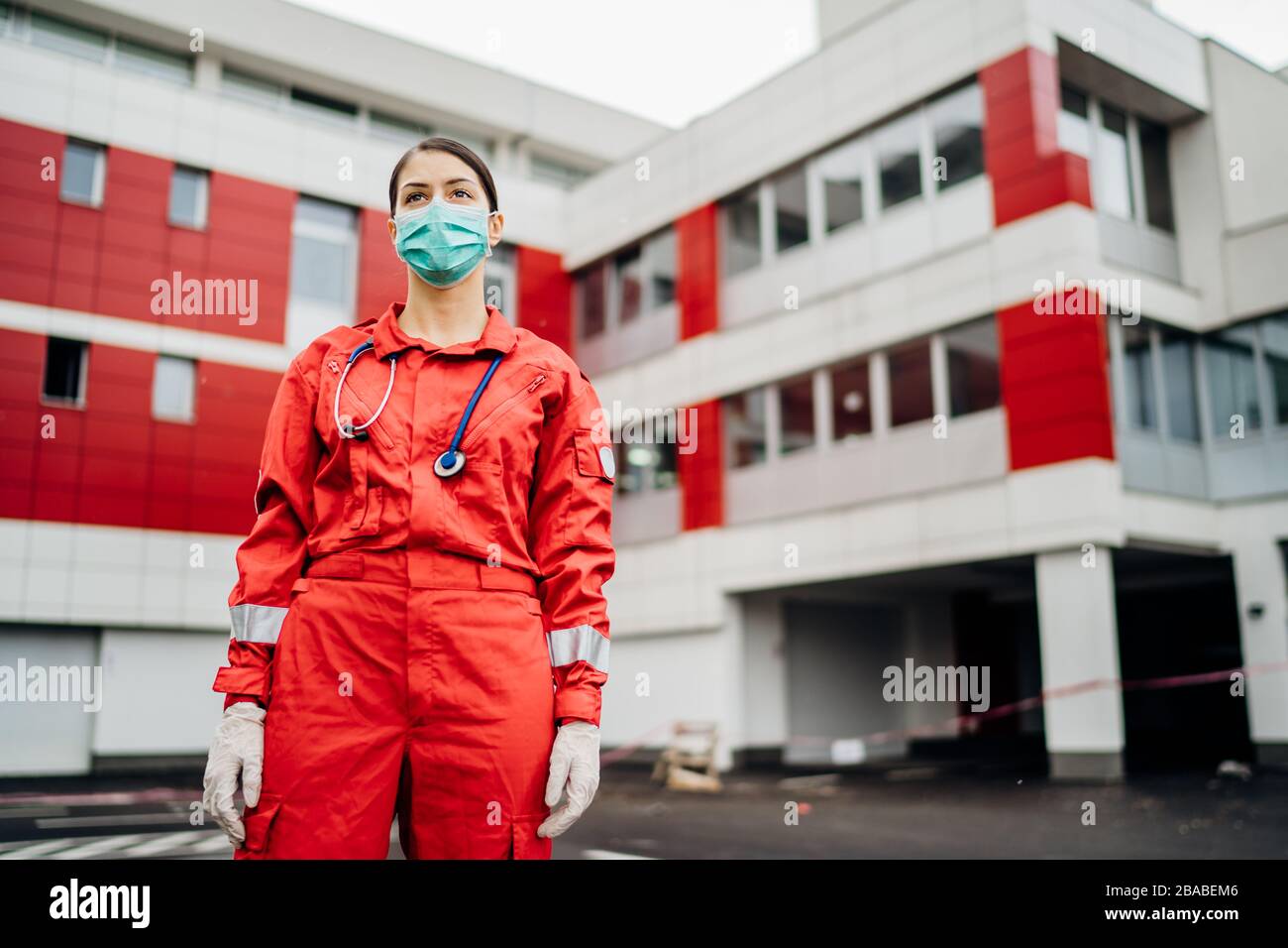 Paramedic in front of isolation hospital facility.Coronavirus Covid-19 ...