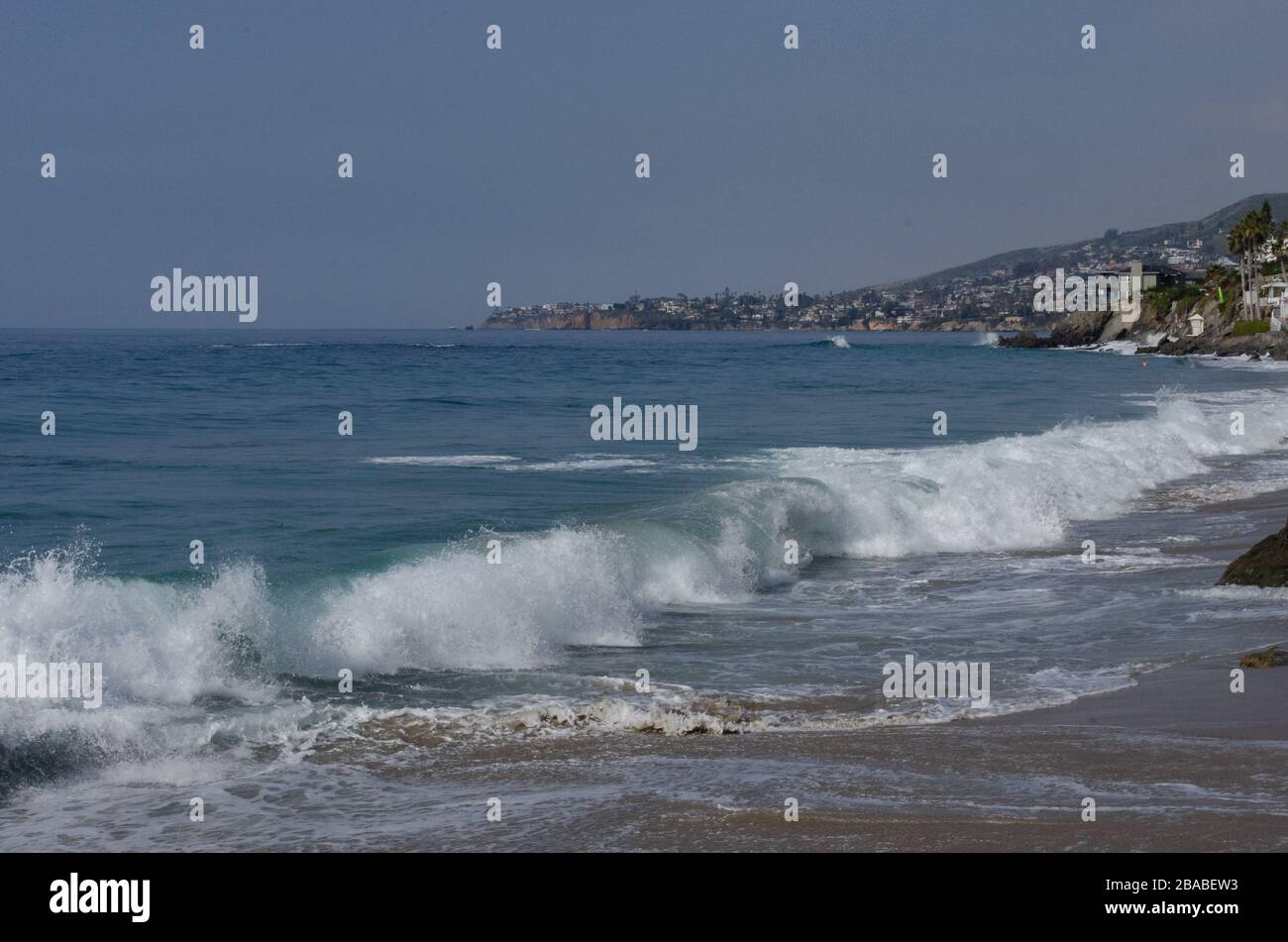 Laguna Nigel Pearl Beach Waves Ocean Beaches Surfside Stock Photo - Alamy