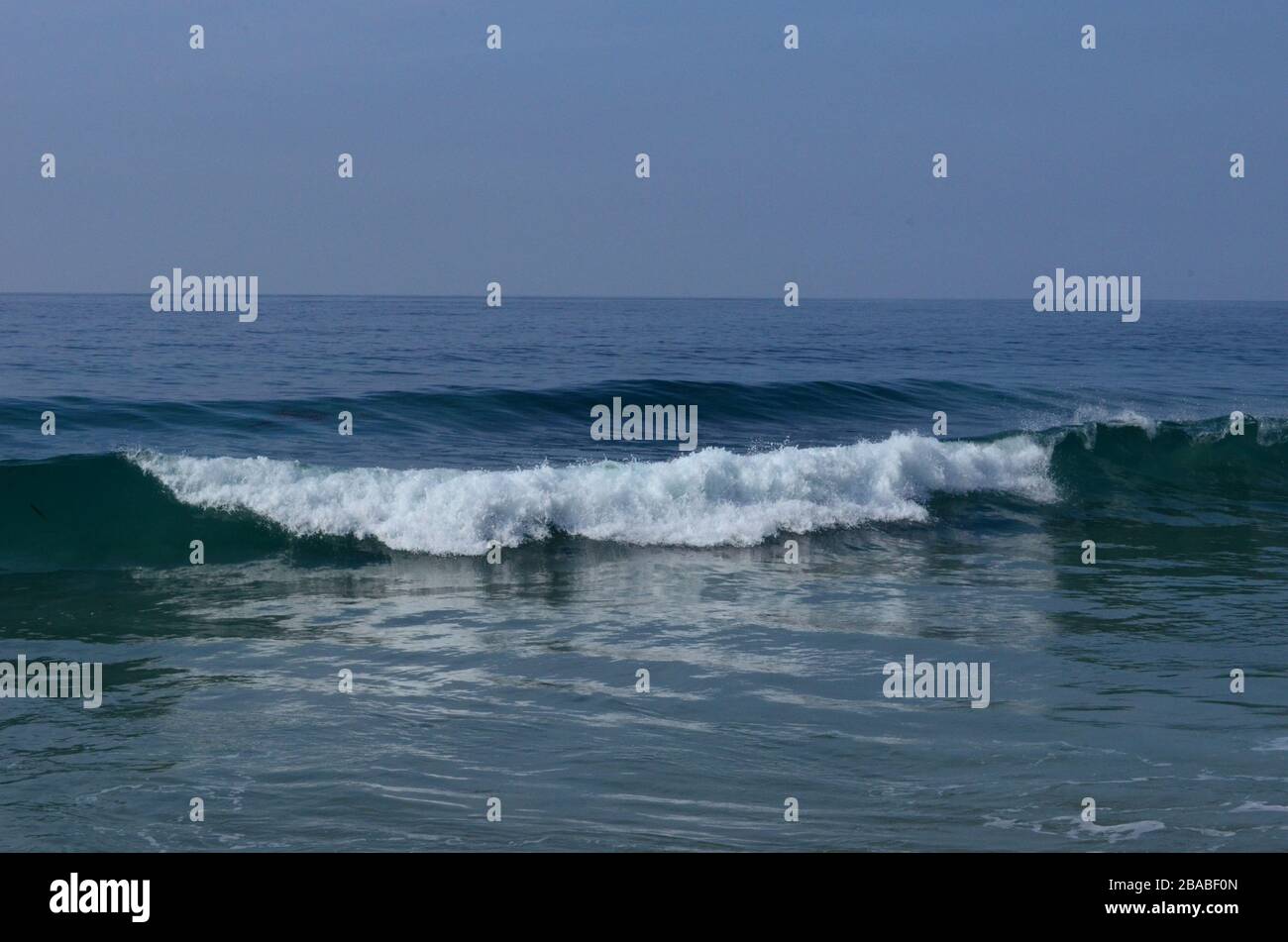 Laguna Nigel Pearl Beach Waves Ocean Beaches Surfside Stock Photo - Alamy