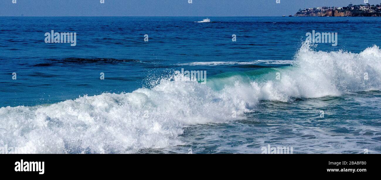 Laguna Nigel Pearl Beach Waves Ocean Beaches Surfside Stock Photo - Alamy