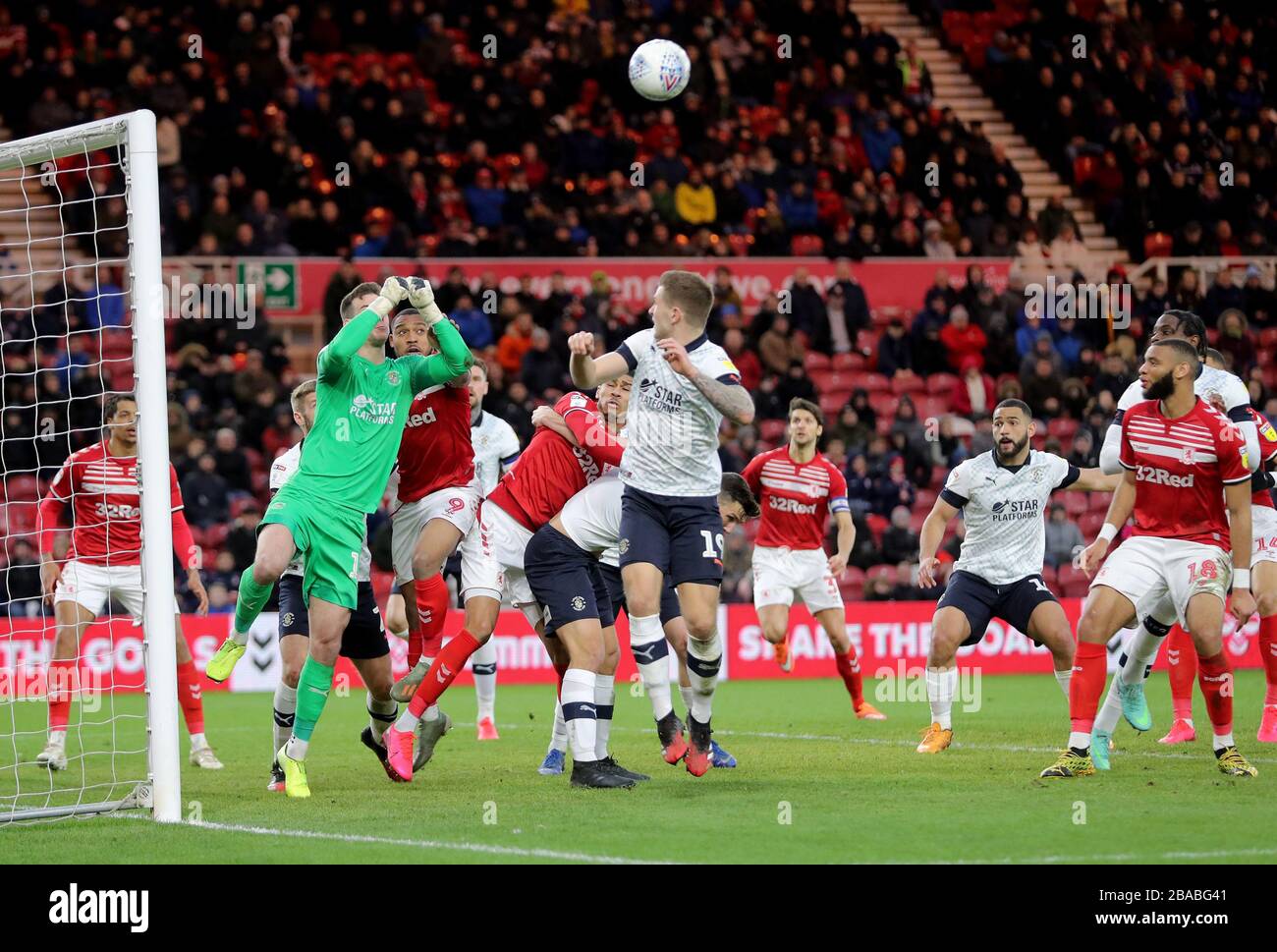 Luton Town goalkeeper Marek Stech punches clear Stock Photo - Alamy