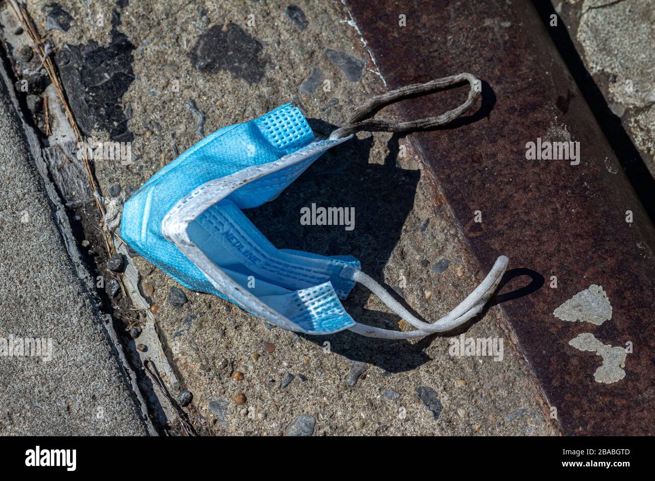 Discarded items hi-res stock photography and images - Alamy