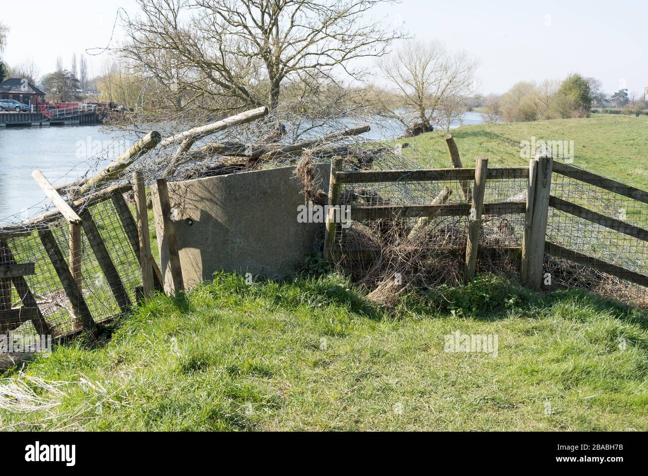 Riverside footpath blocked off with debris Stock Photo - Alamy