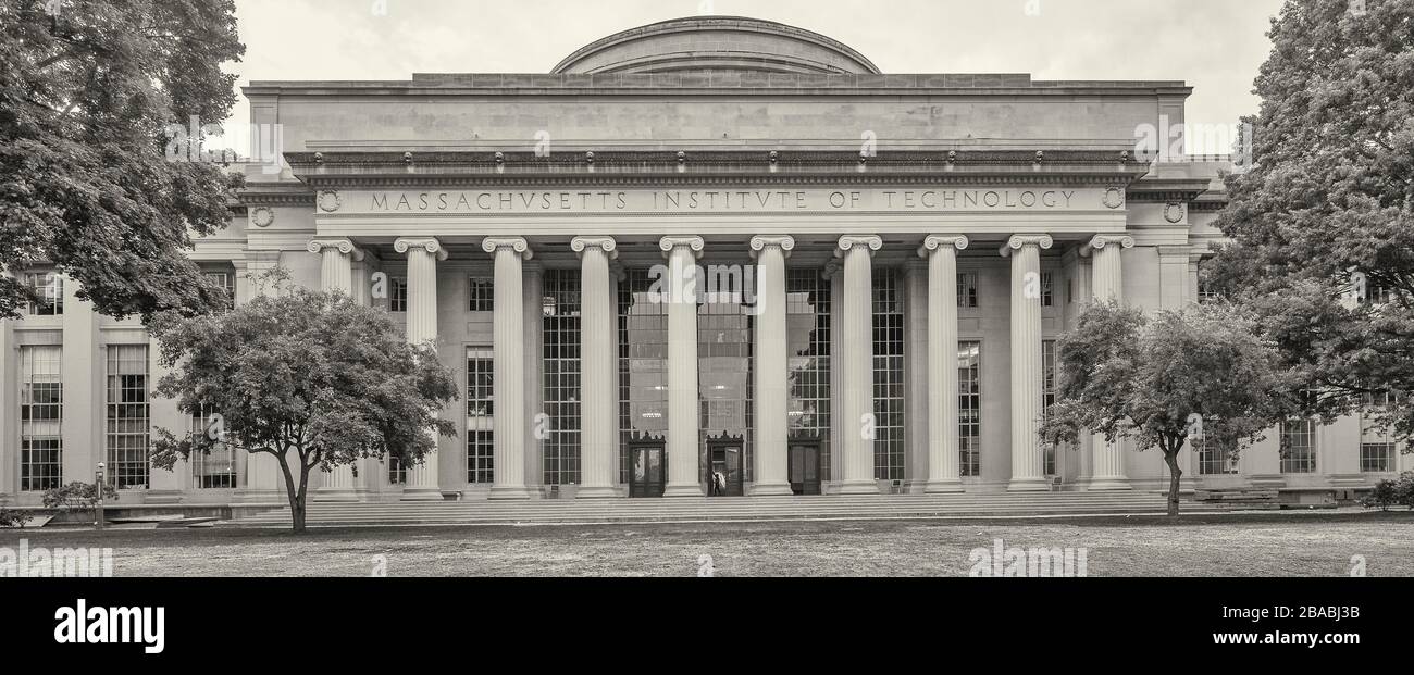 Massachusetts institute of technology hi-res stock photography and ...