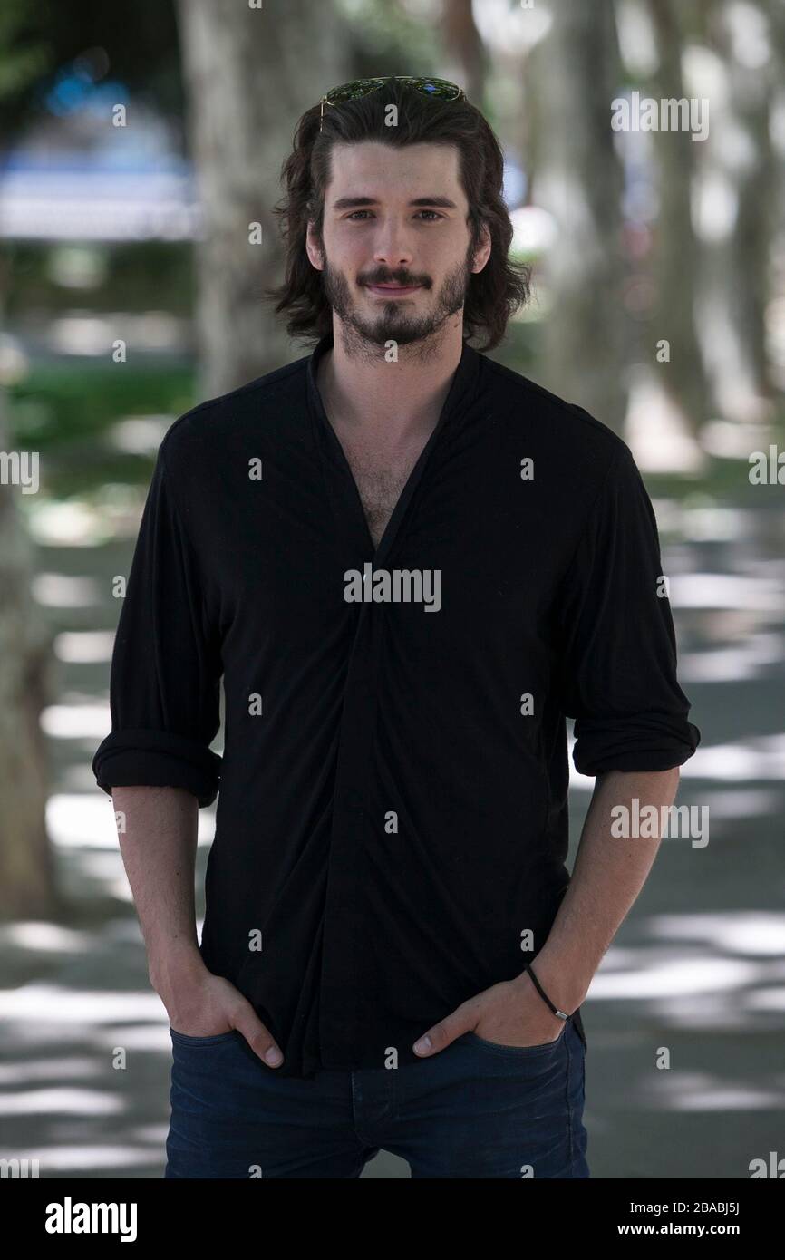 Spanish actor Yon Gonzalez poses during `Matar el Tiempo´ film premiere ...