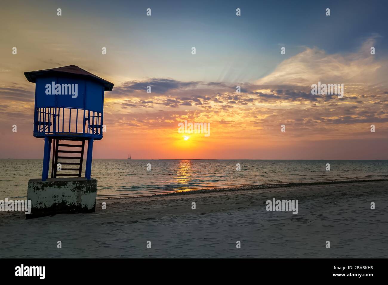 Sunrise view in Fanateer beach at Al Jubail city-Saudi Arabia Stock ...