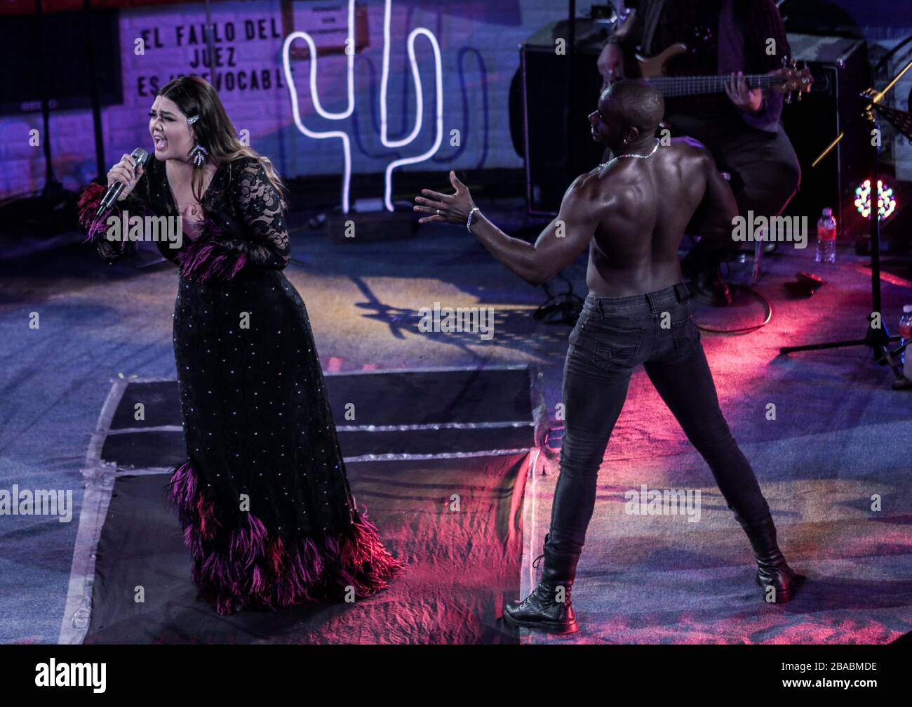 Yuridia en el palenque de la Expogan Sonora 2019.(Foto: Luis Gutierrez ...