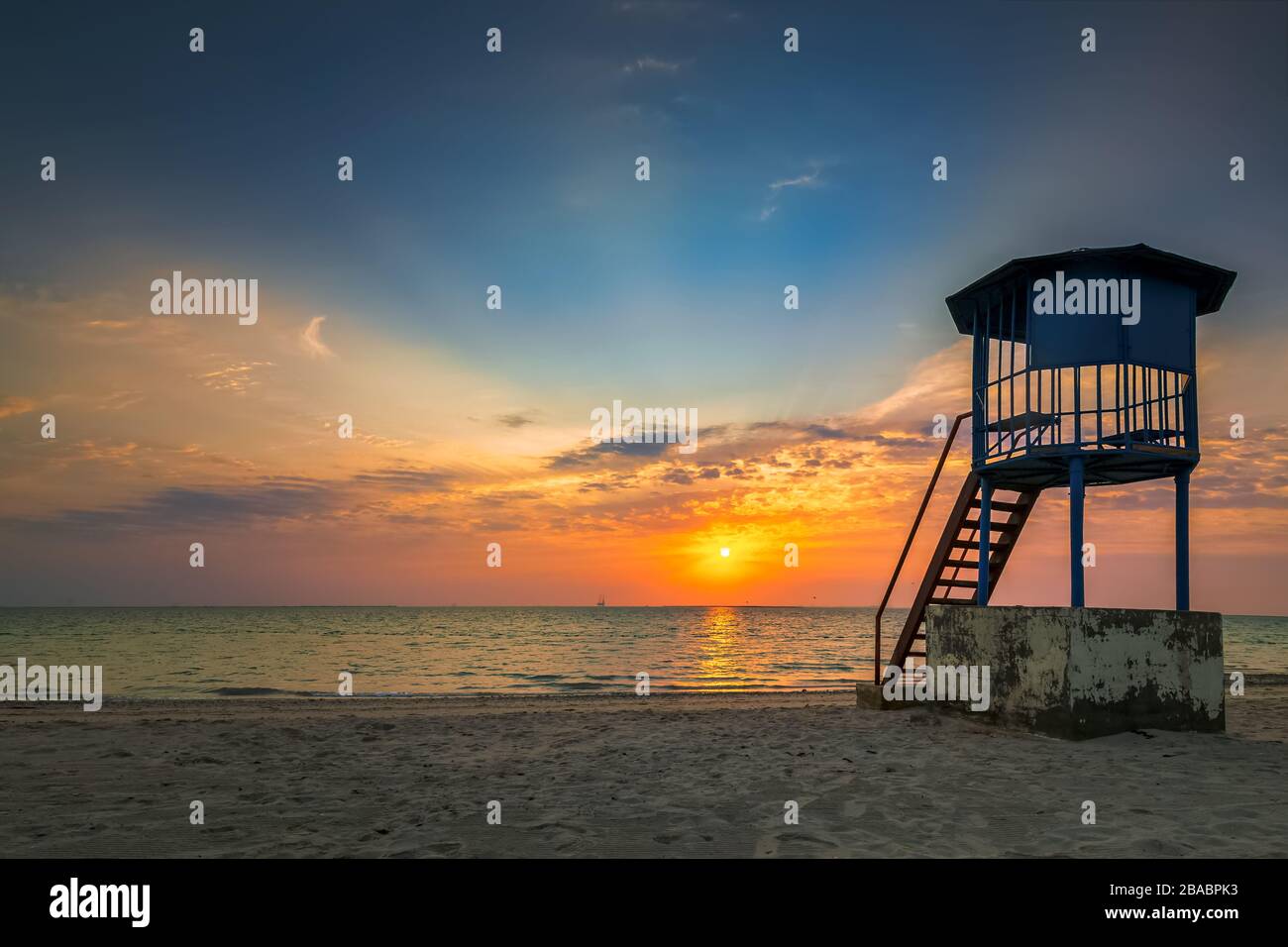 Sunrise view in Fanateer beach at Al Jubail city-Saudi Arabia Stock ...