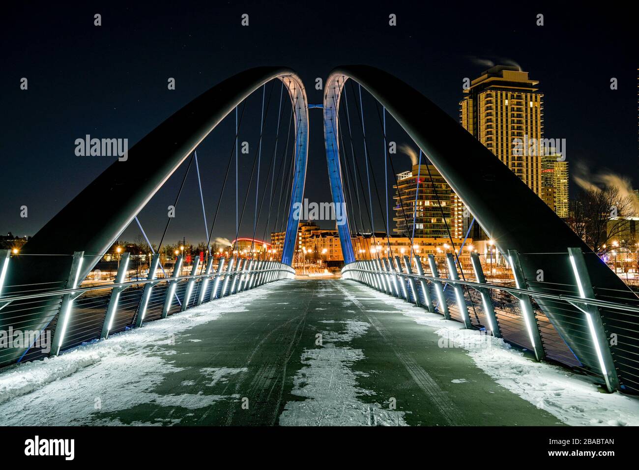 Calgary bridge over river hi-res stock photography and images - Alamy