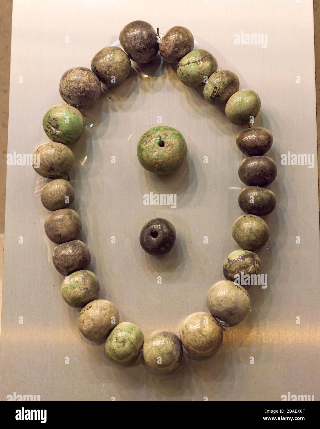 Mayan jewelry hi-res stock photography and images - Alamy