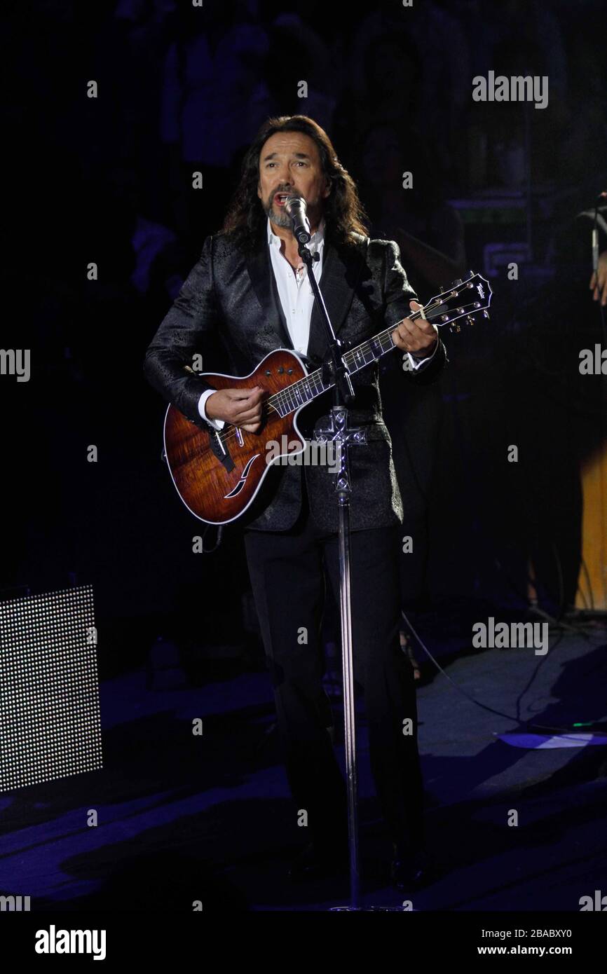 Marco Antonio Solis, el Buki , en el palenque de la Expogan2014 Stock ...
