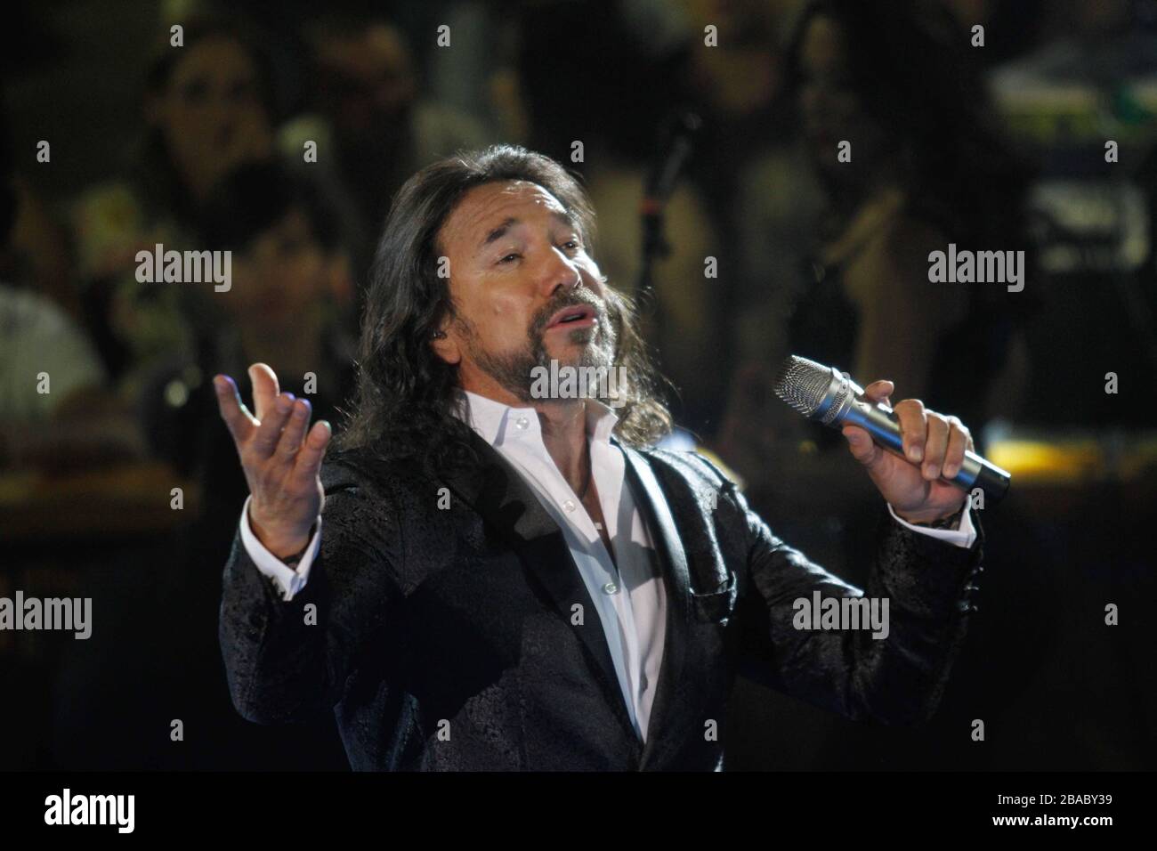 Marco Antonio Solis, el Buki , en el palenque de la Expogan2014 Stock ...