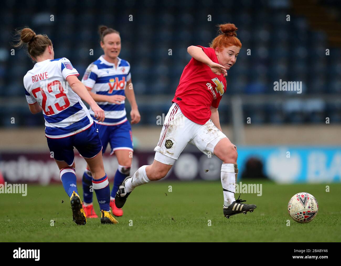 Reading’s Rachel Rowe and Manchester United's Martha Harris (right ...