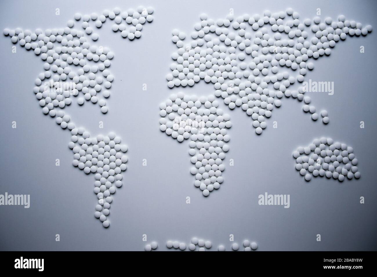 Whole world map hi-res stock photography and images - Alamy