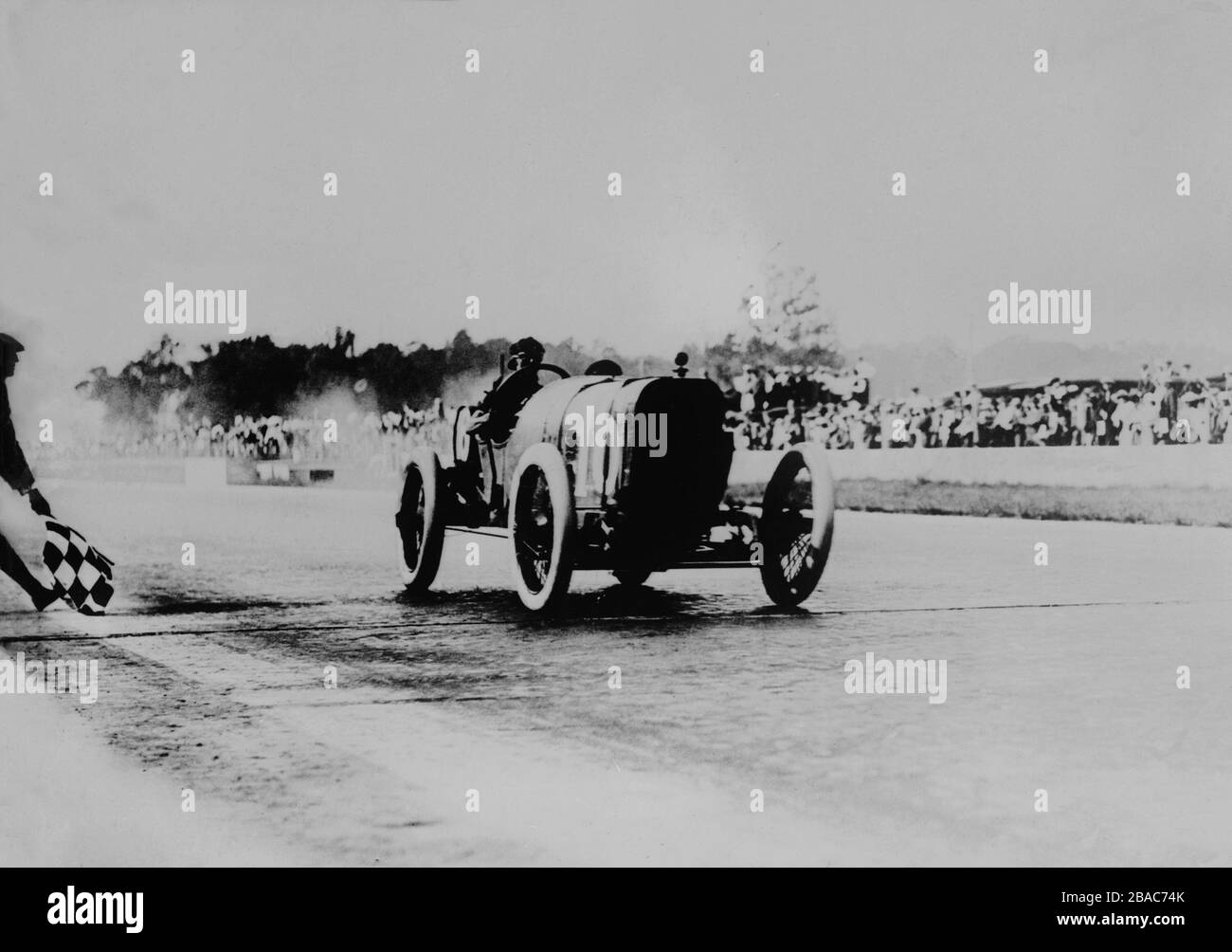 French race car driver Jules Goux winning the Indianapolis 500 on May ...
