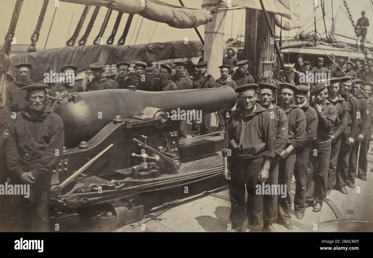 US Civil War. Pivot gun and crew, of the USS Pocahontas, at Edisto ...
