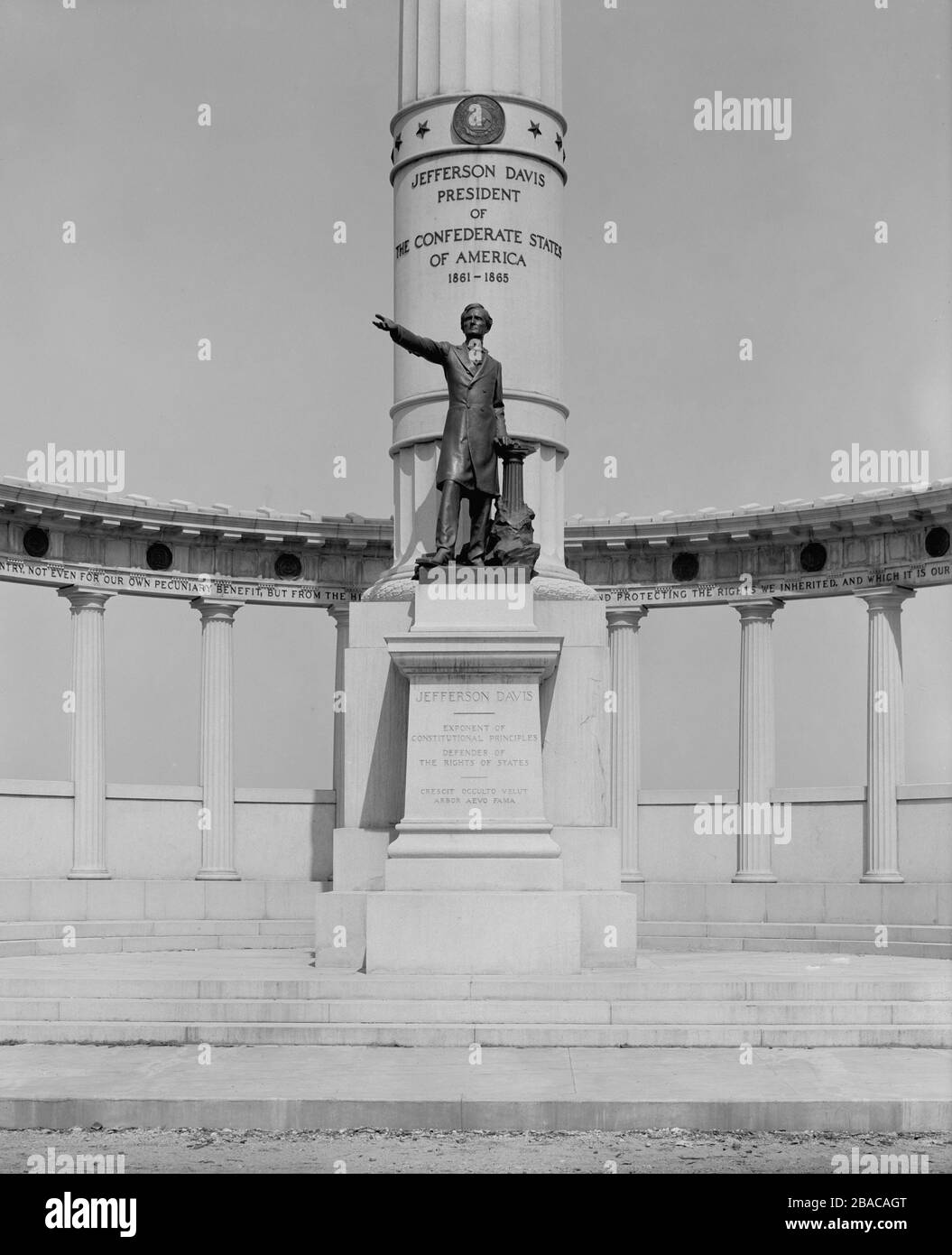 Jefferson Davis Memorial on Monument Avenue of Richmond, Virginia, was ...
