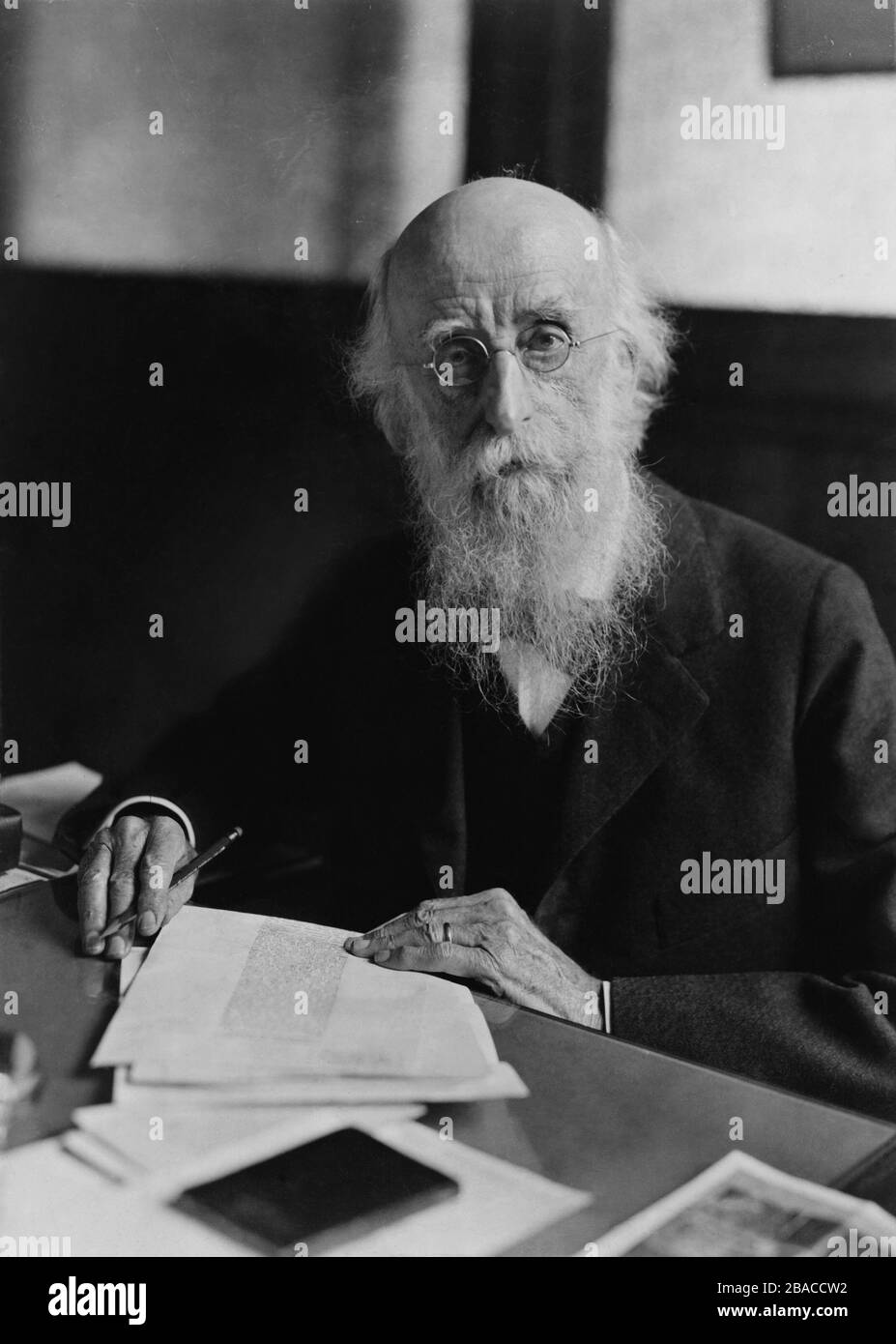 Chief editor Black and White Stock Photos & Images - Alamy