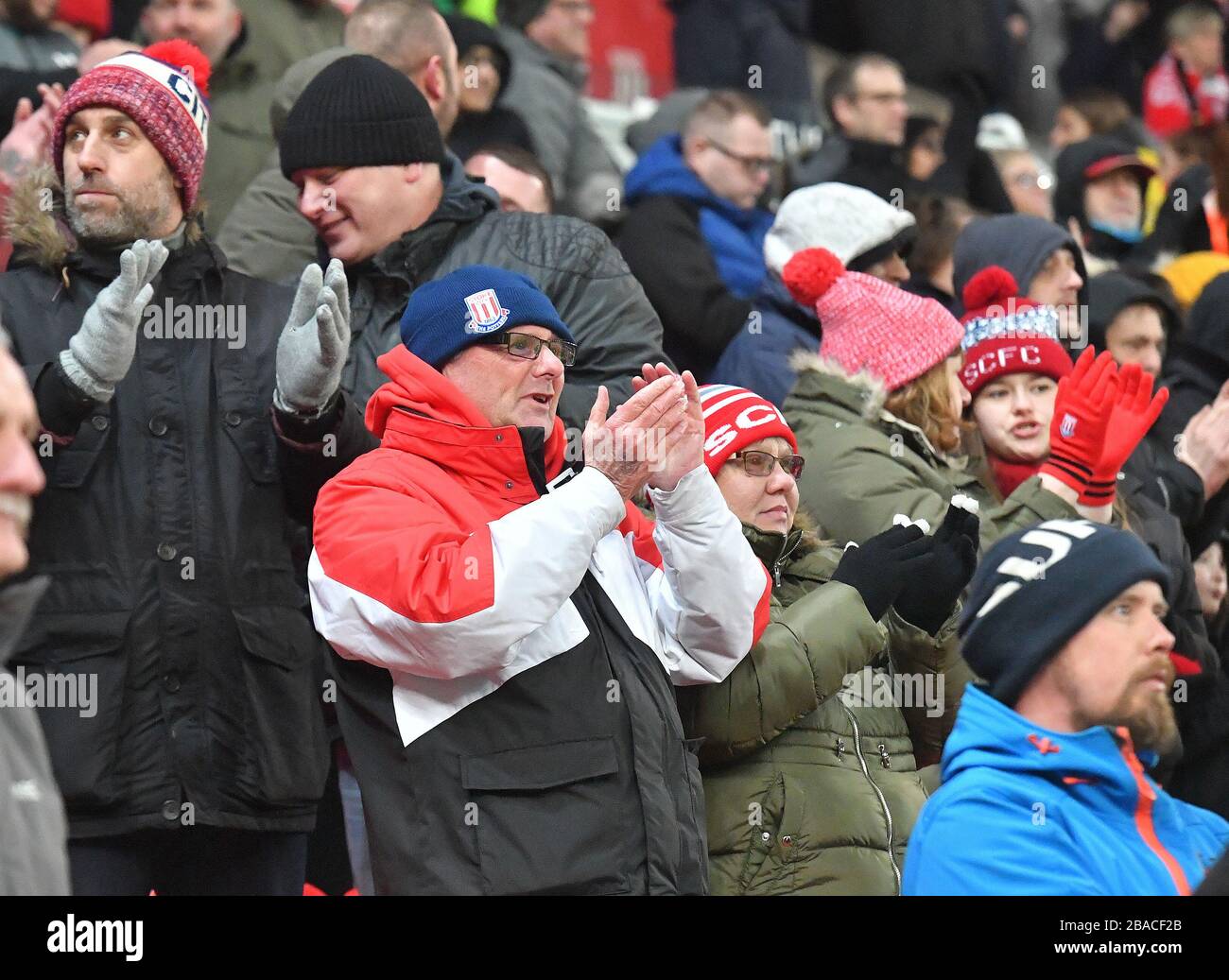 Stoke fans hi-res stock photography and images - Alamy