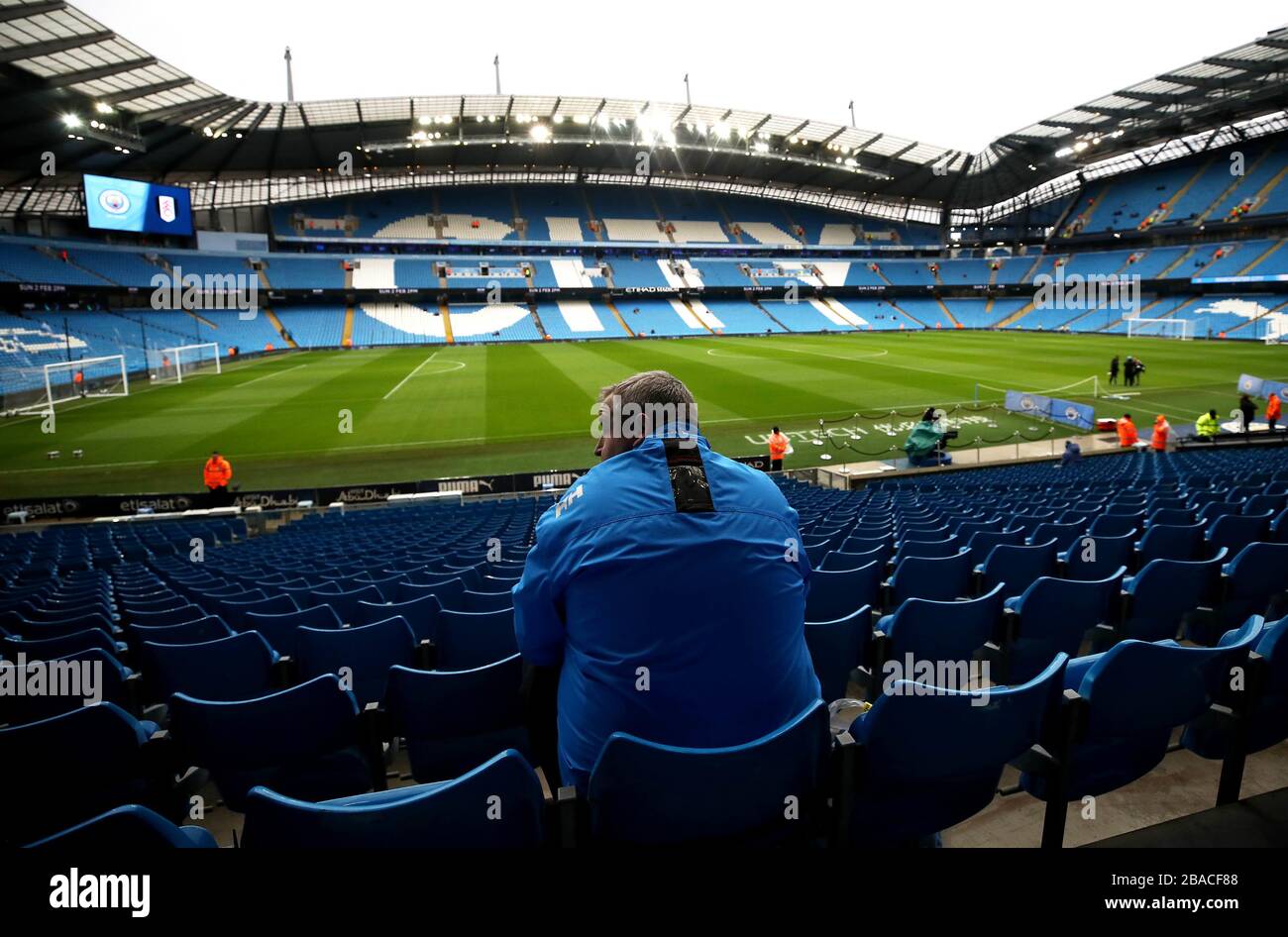 Game stands hi-res stock photography and images - Alamy