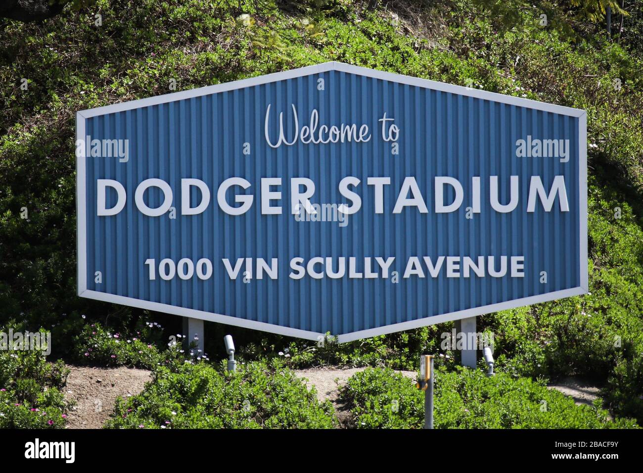 1000 vin scully avenue hi-res stock photography and images - Alamy