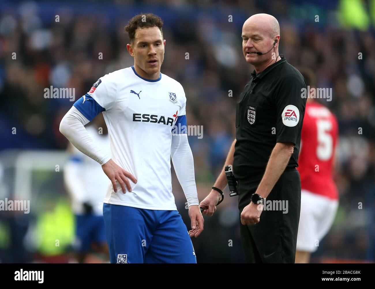 Fa referee lee mason hi-res stock photography and images - Alamy