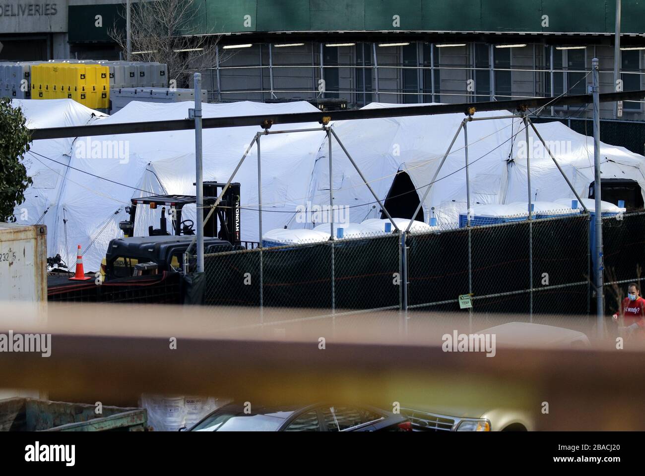 New york city morgue hi-res stock photography and images - Alamy