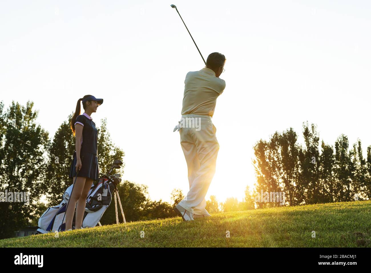 Elderly golf hi-res stock photography and images - Alamy