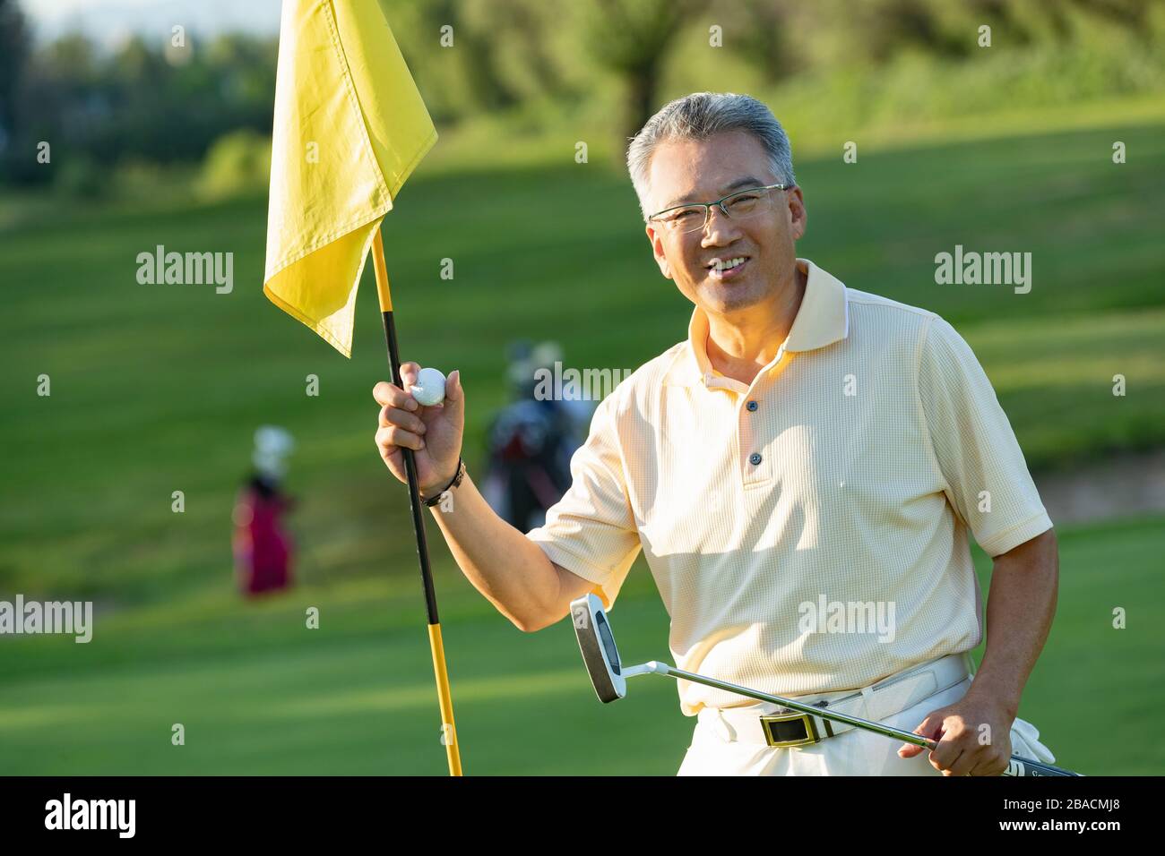 Elderly golf hi-res stock photography and images - Alamy