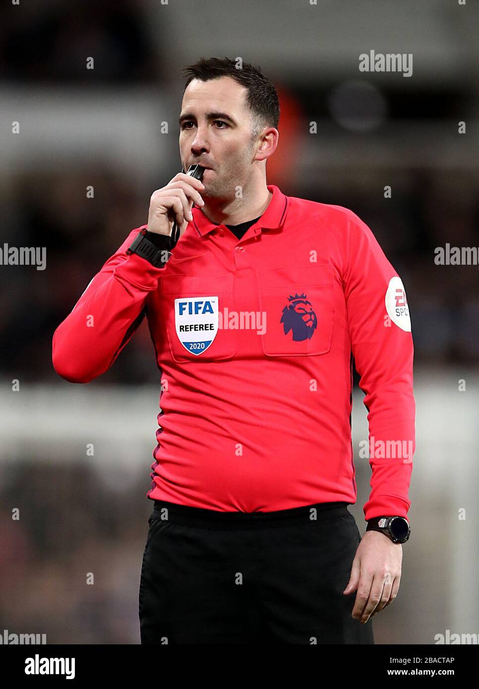 Football chris kavanagh hi-res stock photography and images - Alamy