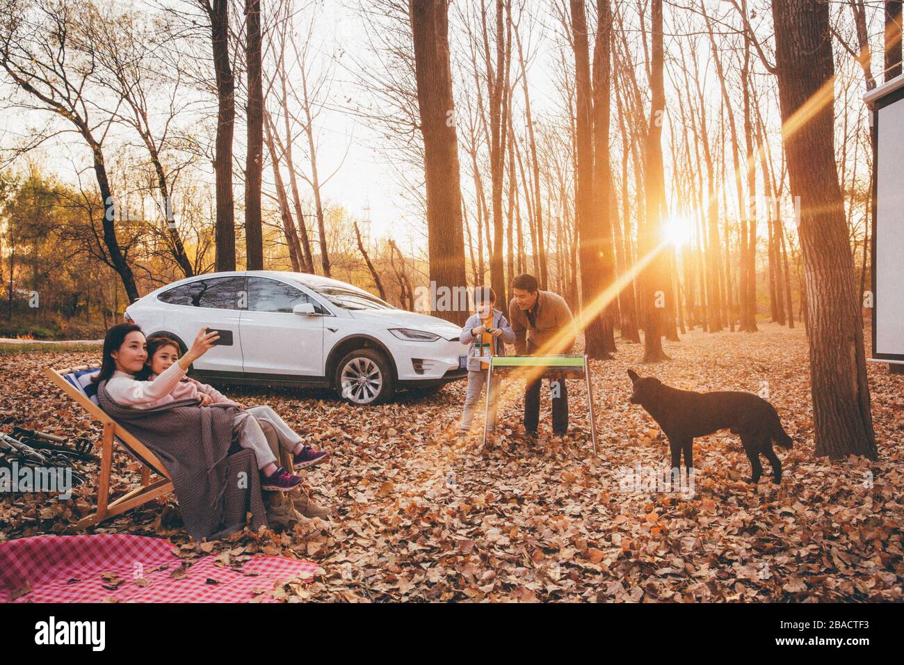 Happy family outdoor outing Stock Photo - Alamy