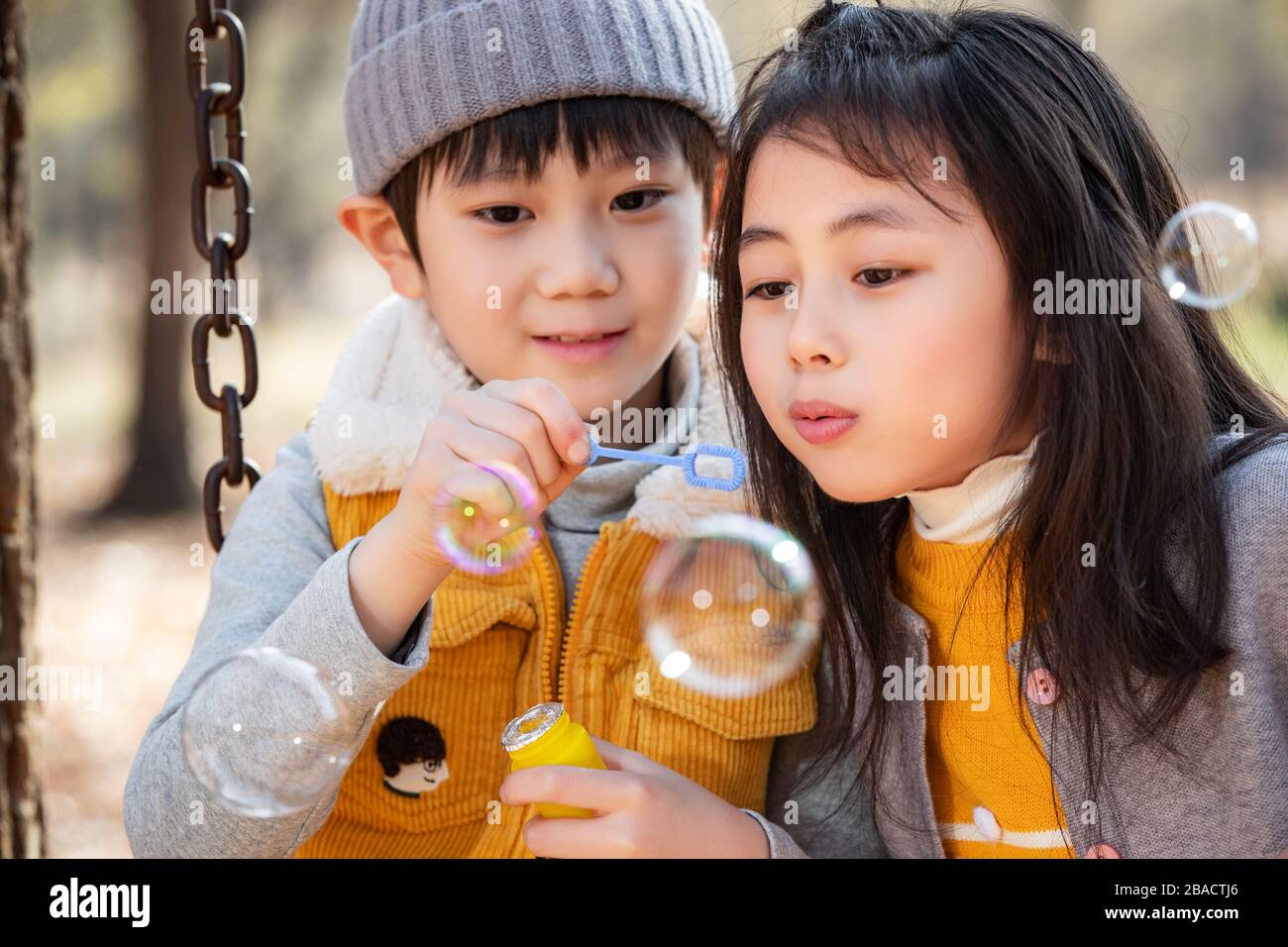 Beautiful chinese girls hi-res stock photography and images - Alamy