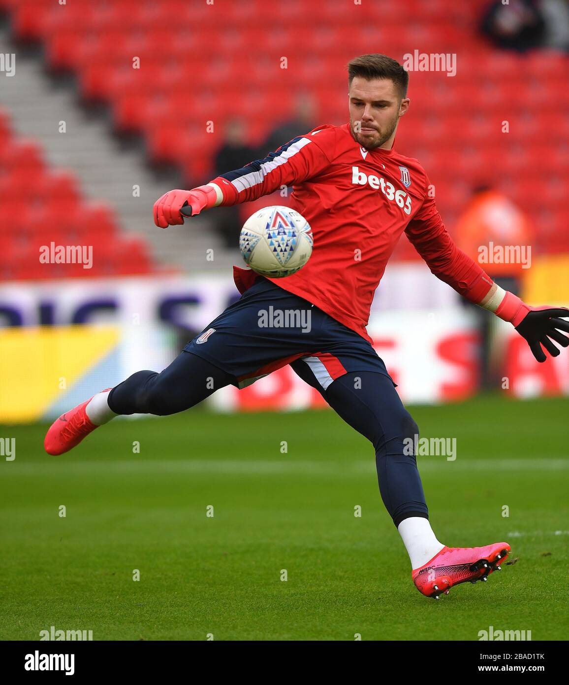 Stoke City's Jack Butland warms up Stock Photo - Alamy