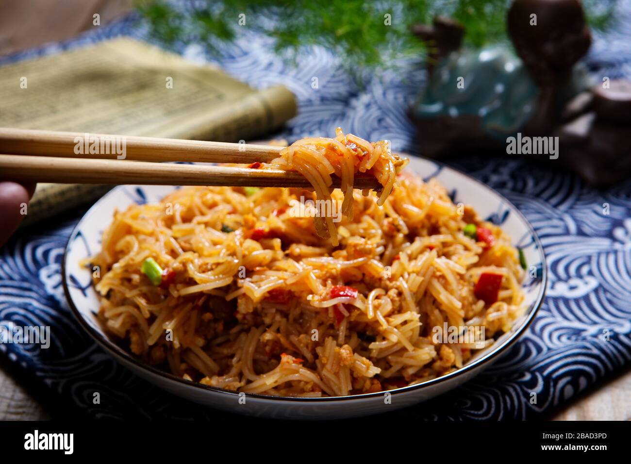 Minced meat to fry fan Stock Photo - Alamy