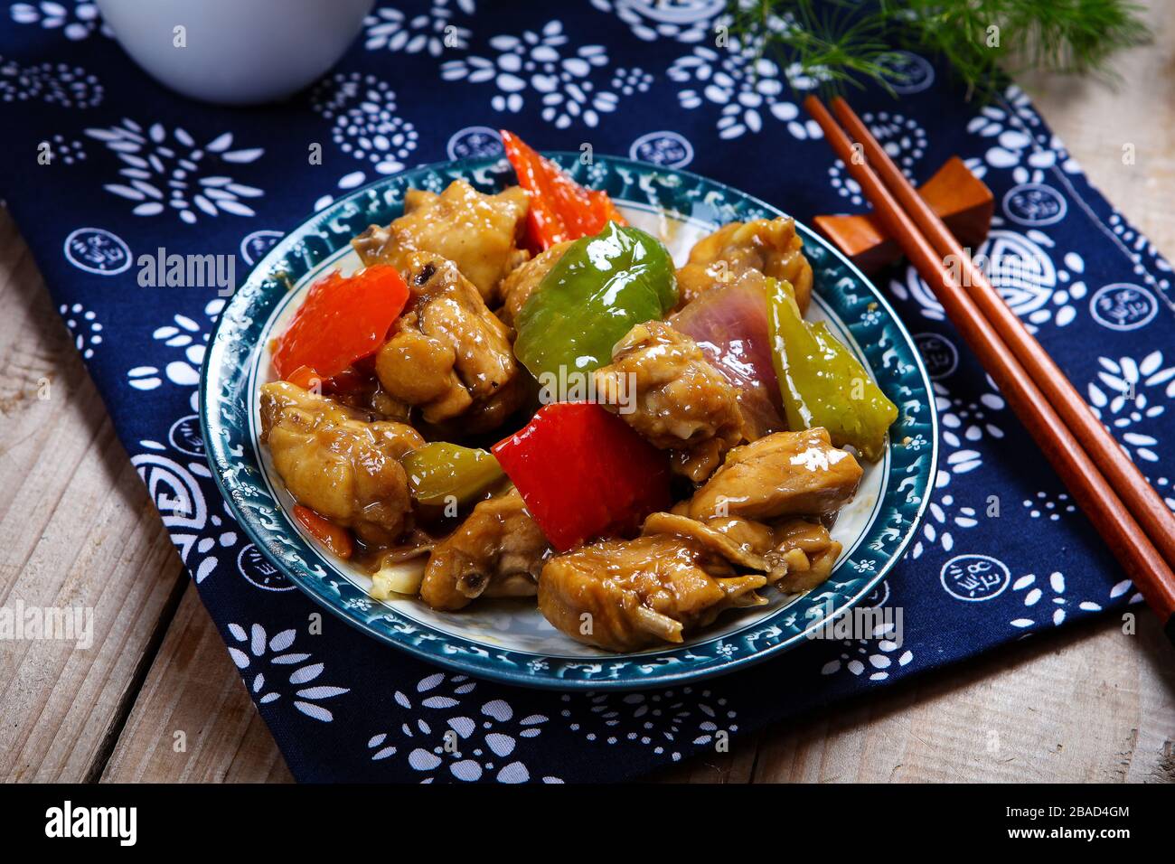 General tso’s chicken hi-res stock photography and images - Alamy