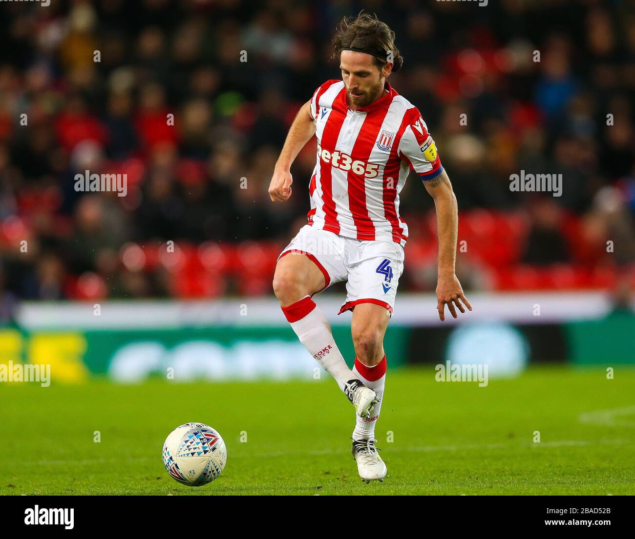 Stoke City's Joe Allen Stock Photo - Alamy