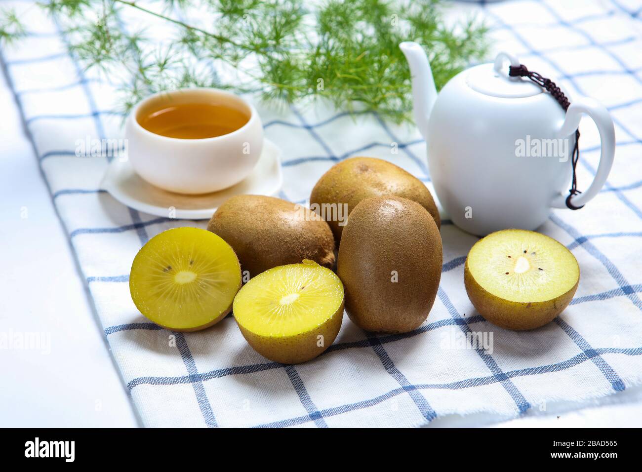 Kiwi fruit drink delicious afternoon tea Stock Photo - Alamy
