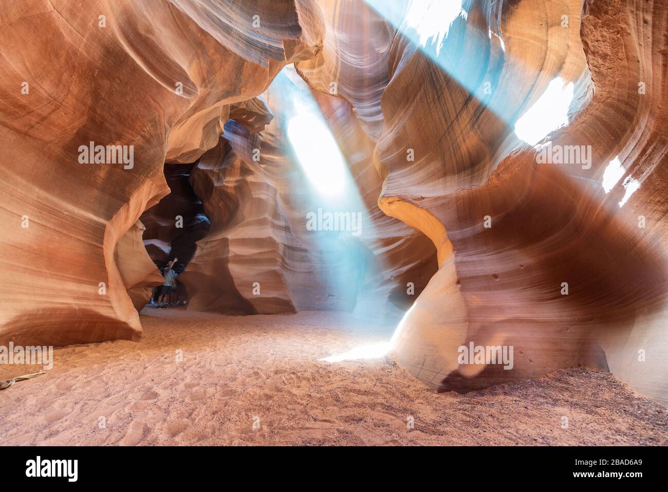 Slot canyon erosion sunlight sun hi-res stock photography and images ...