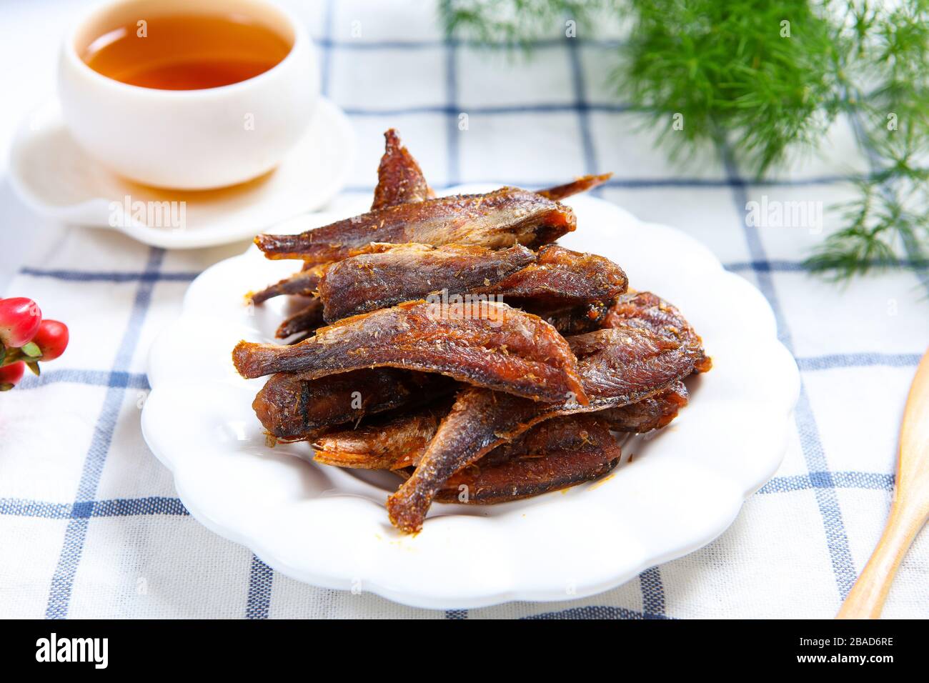 Crispy Fried small yellow croaker Stock Photo - Alamy